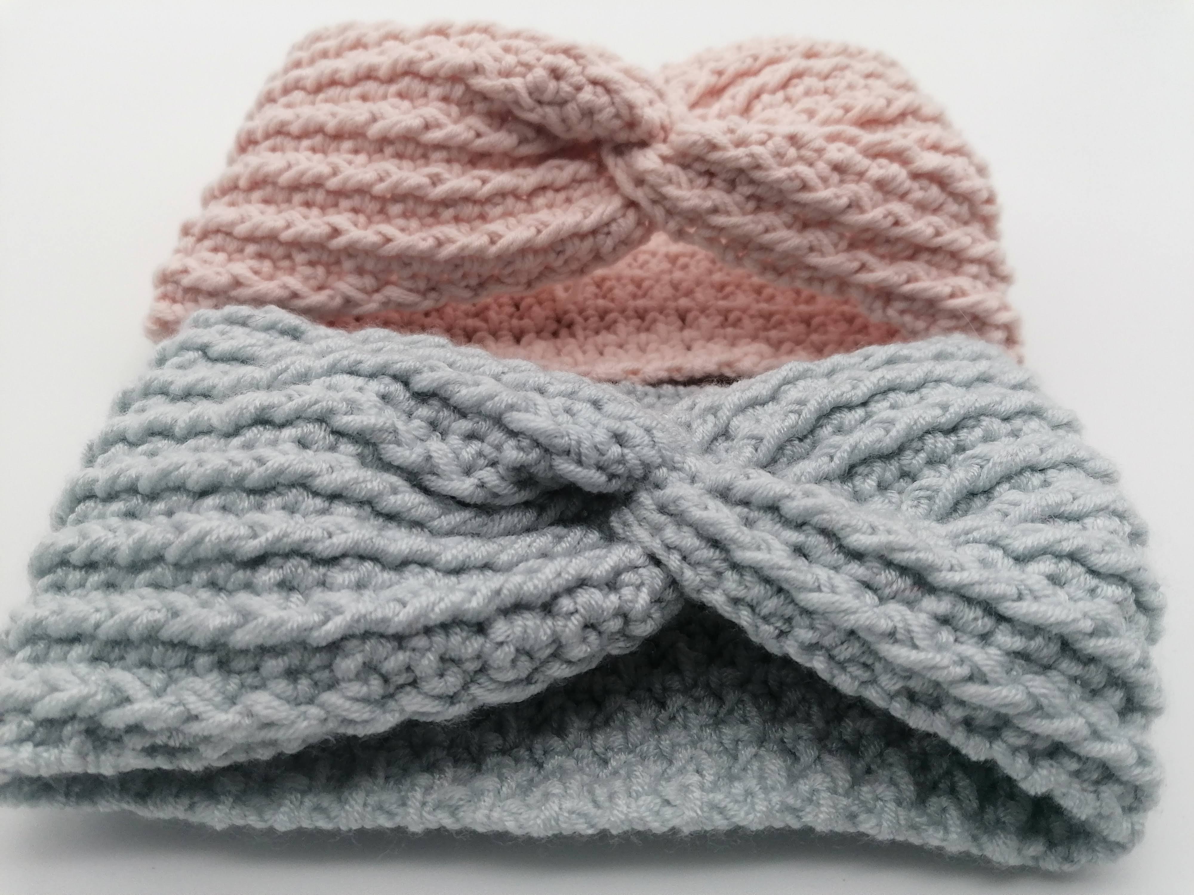 Beautiful Twisted Crochet Headband – free pattern – Crochet Studio